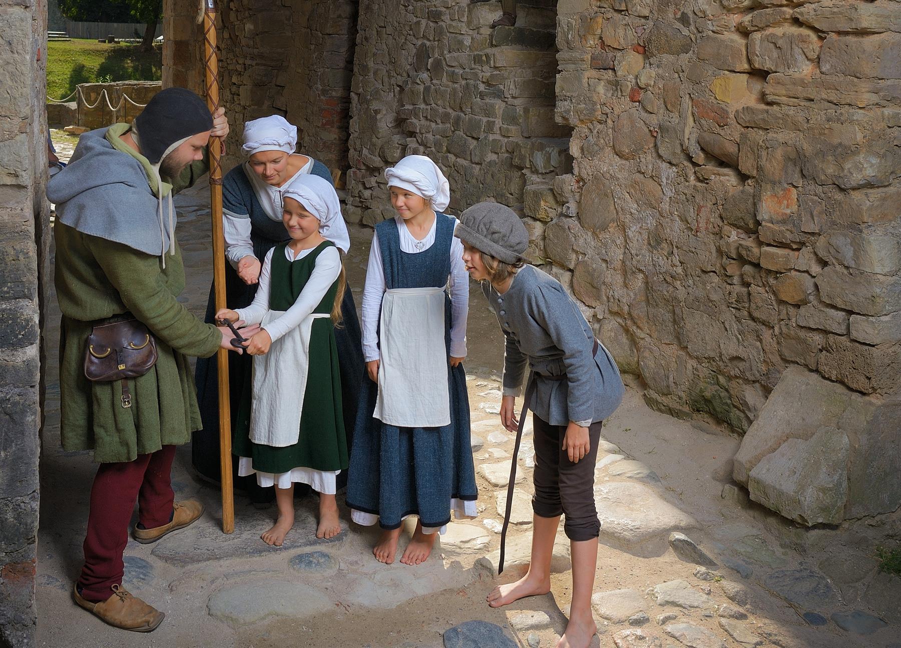 Livonija — teorija. Latvijas vēsture, 7. klase.