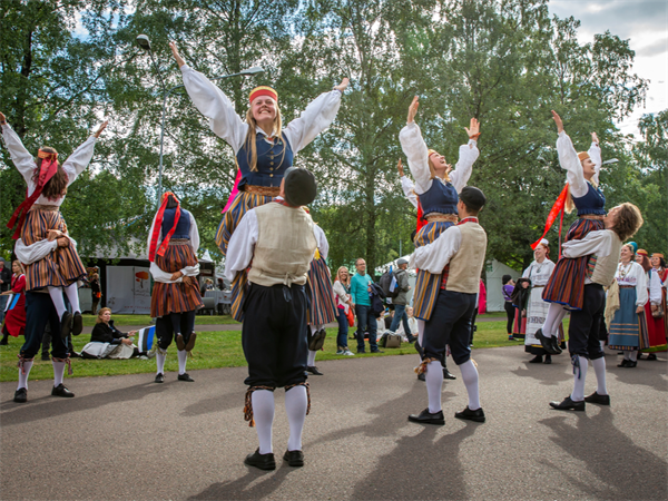 Ritms dažādu tautu mūzikā — teorija. Mūzika (Skola2030), 7. klase.