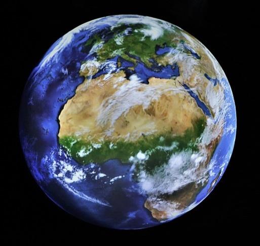 Zeme. Izlaistie vārdi — uzdevums. Dabaszinības (Skola2030), 1. klase.