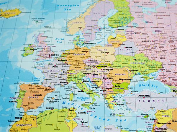 Ģeogrāfiskās koordinātas — teorija. Ģeogrāfija (Skola2030), 7. klase.