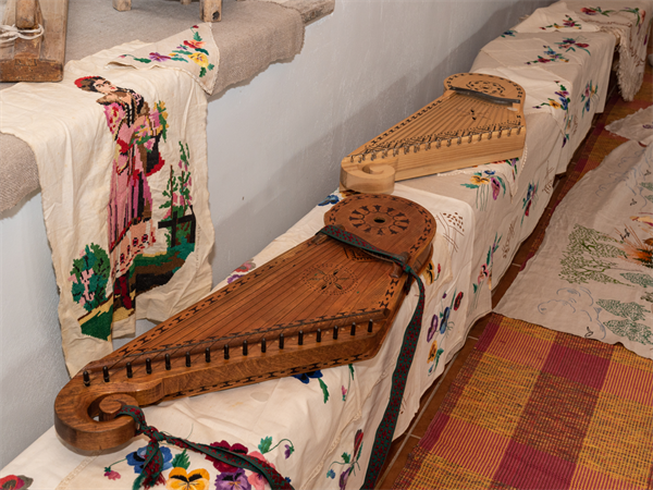 Tautiskie mūzikas instrumenti — teorija. Mūzika (Skola2030), 4. klase.