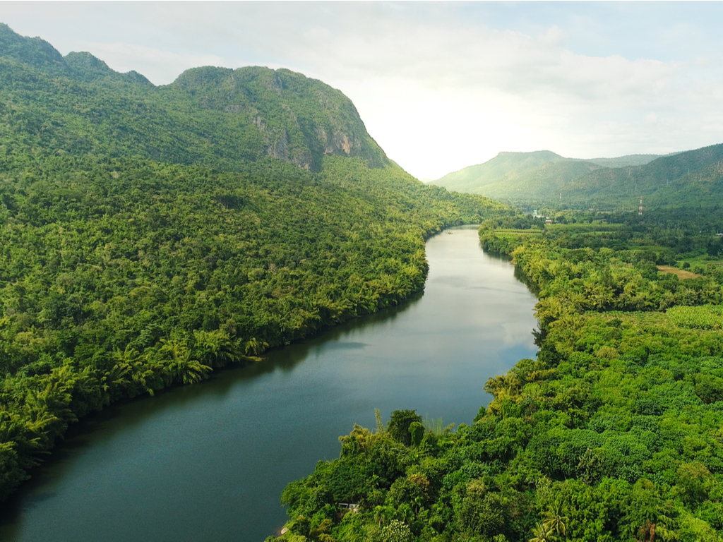 Dabas objekti — uzdevums. Latviešu valoda, Latviešu valoda pirmsskolai.
