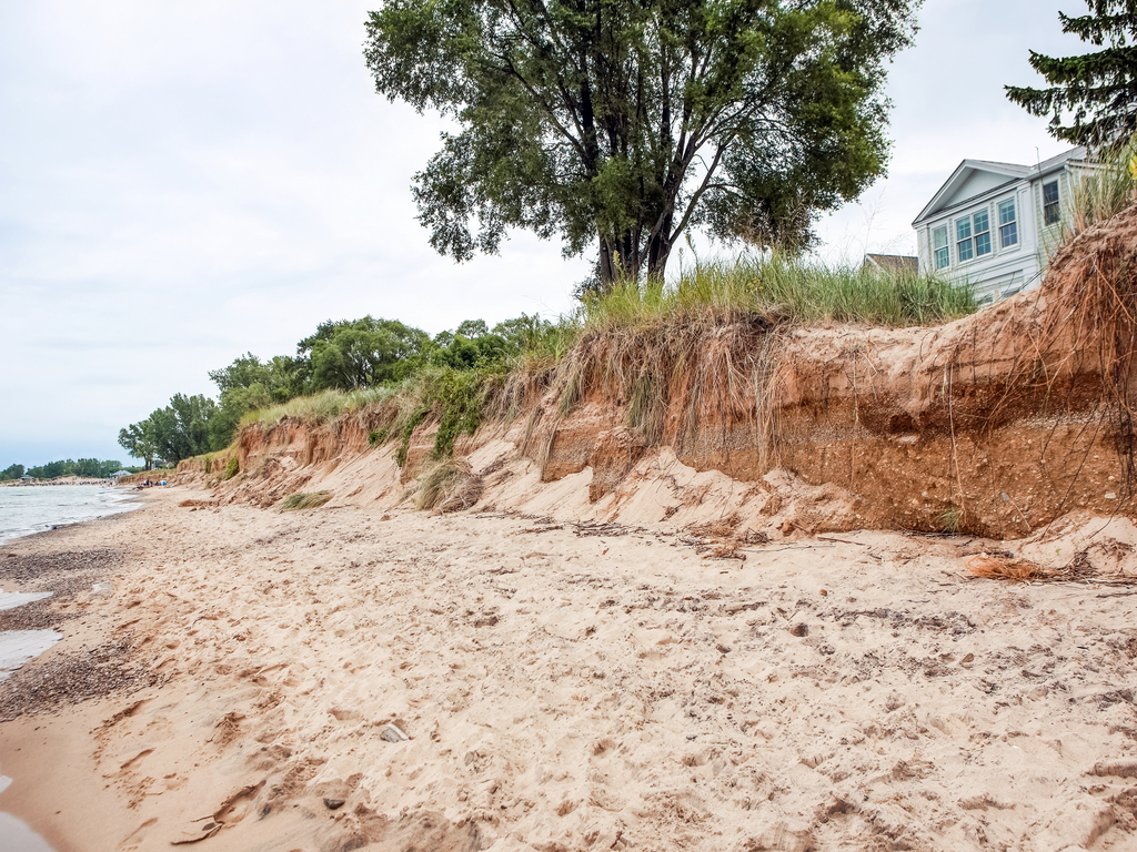Kā daba maina Zemes virsmu? — teorija. Dabaszinības (Skola2030), 3. klase.